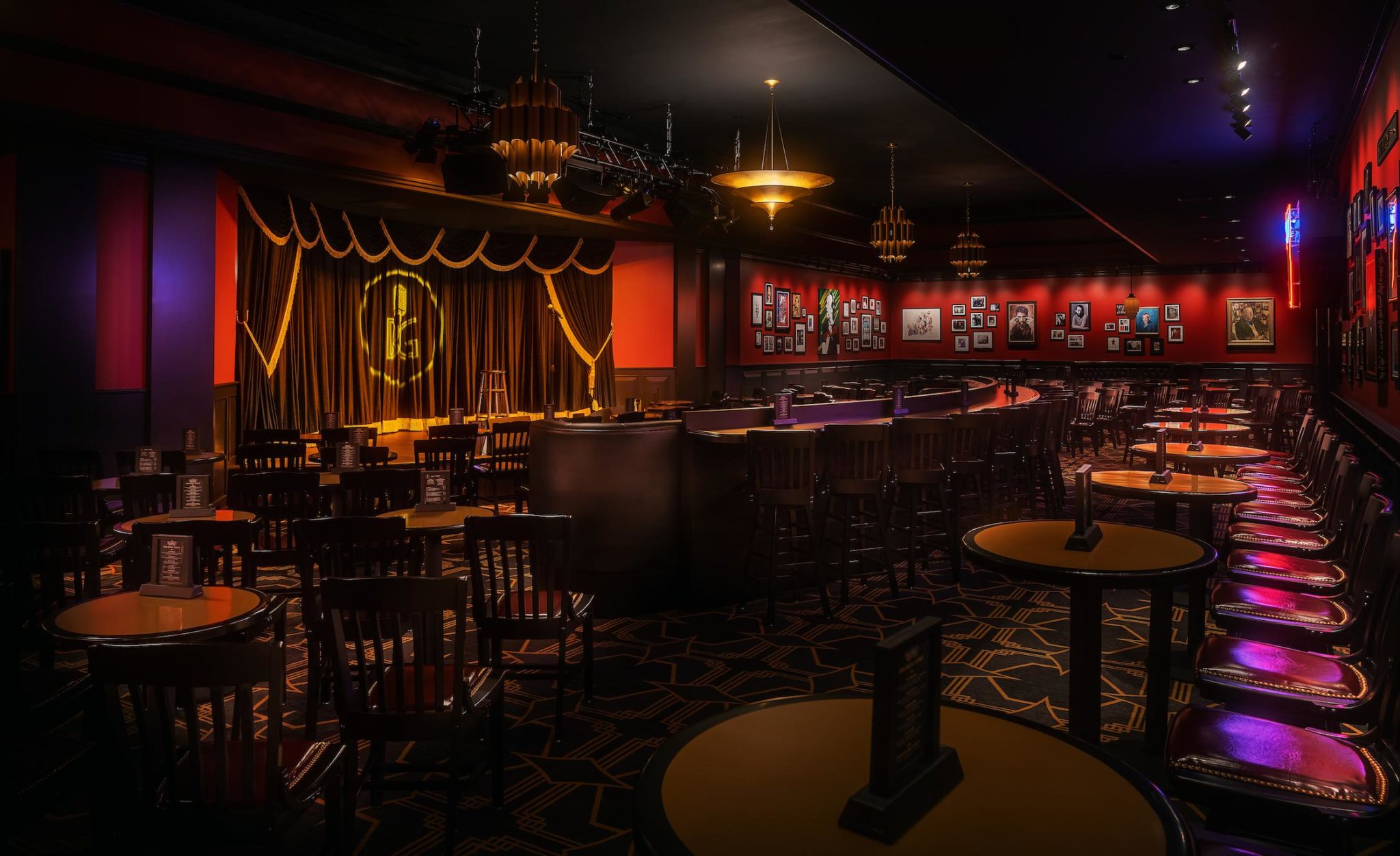 Brad Garrett's Comedy Club - GoVegasGuide