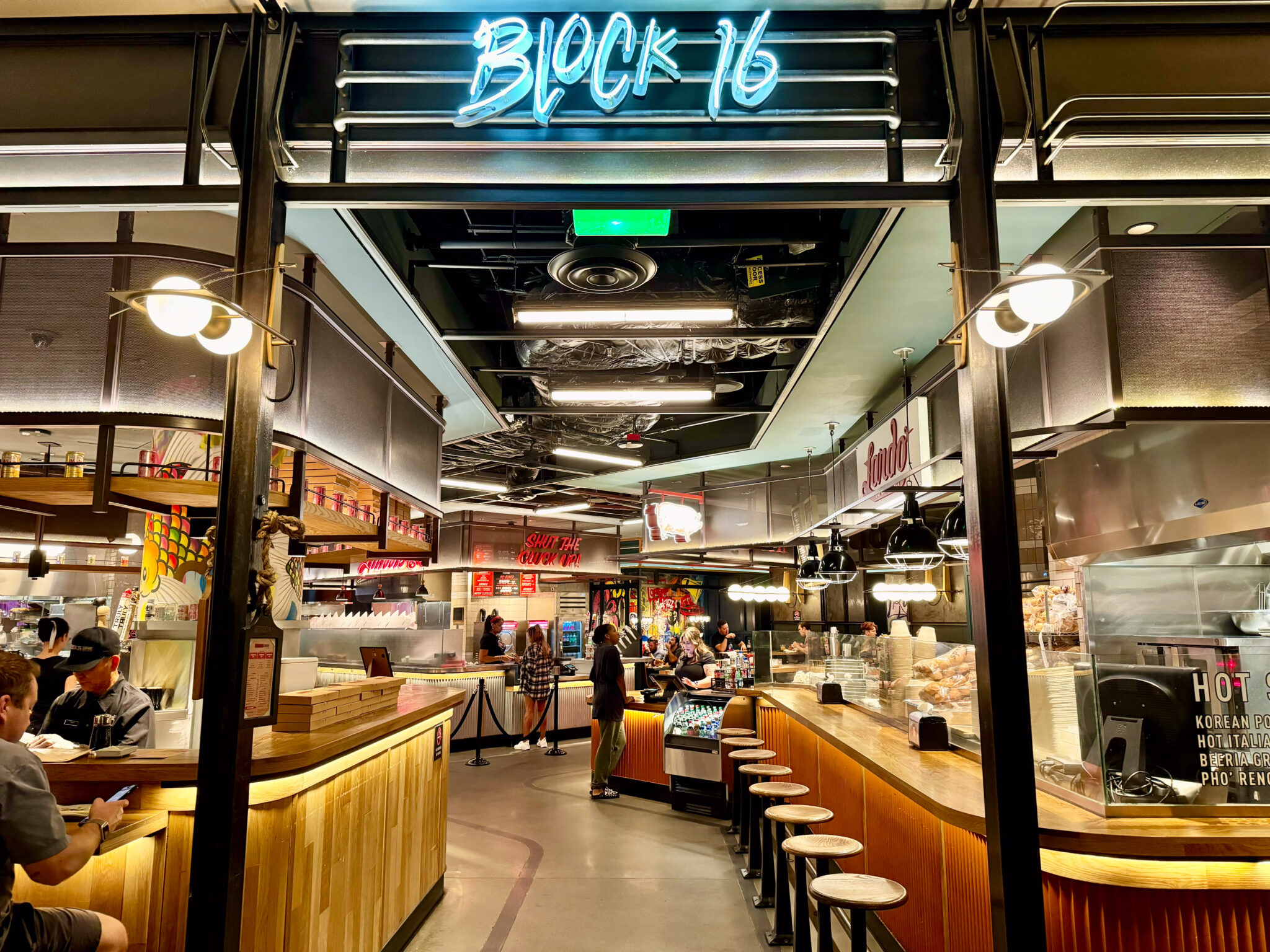 21 Top Things To Do At The Cosmopolitan Las Vegas - GoVegasGuide